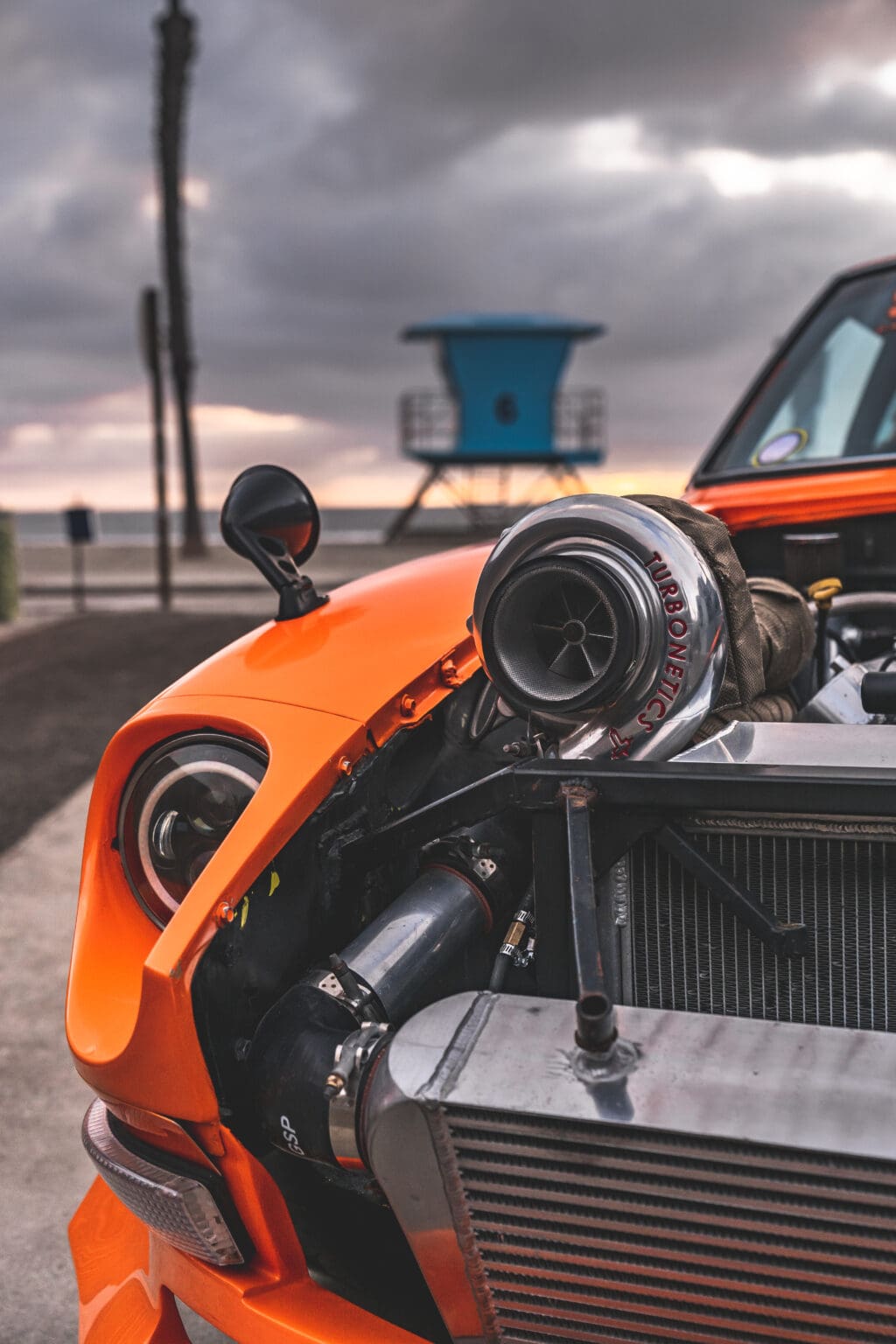 Orange Bang – Zociety