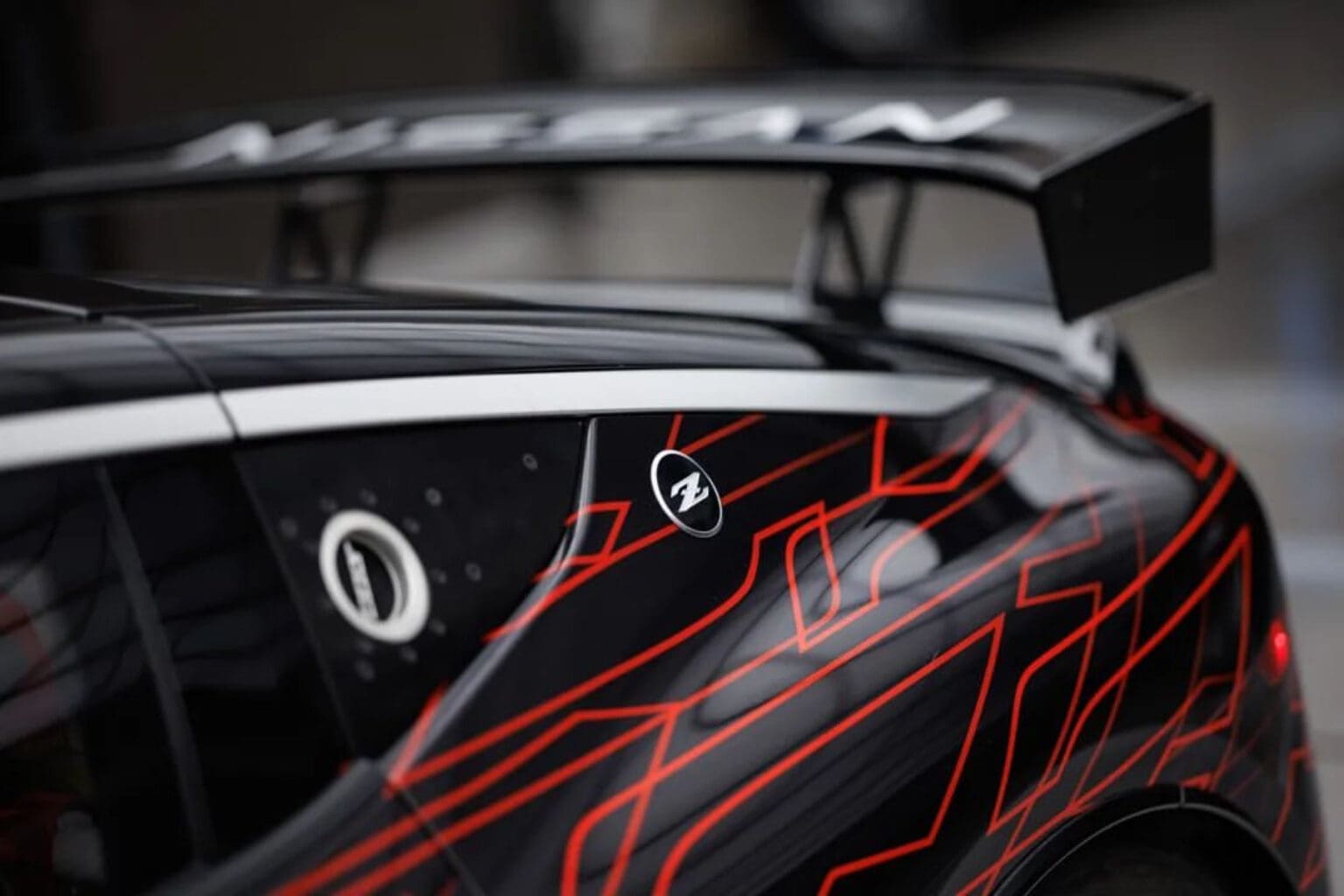 A Closer Look At The NISSAN GT4 – Zociety