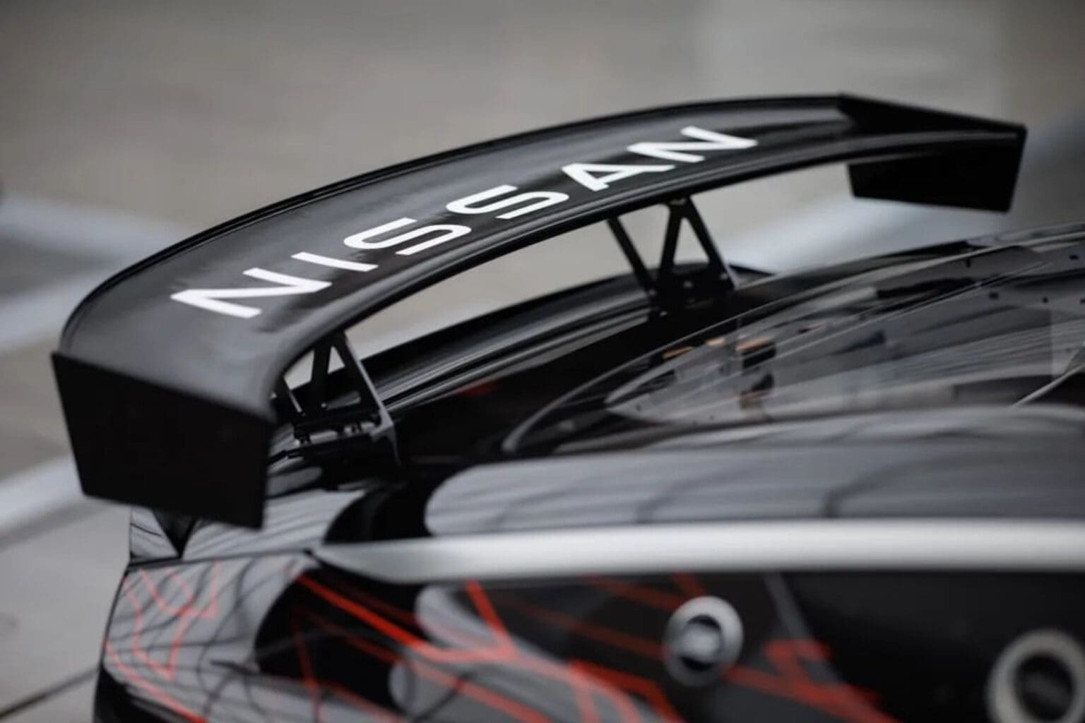 A Closer Look At The NISSAN GT4 – Zociety