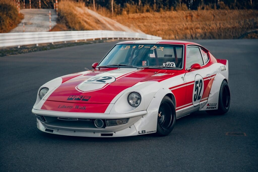 LIBERTY WALK LB-WORKS WIDEBODY KIT FOR S30 Datsun 240Z | 260Z | 280Z ...